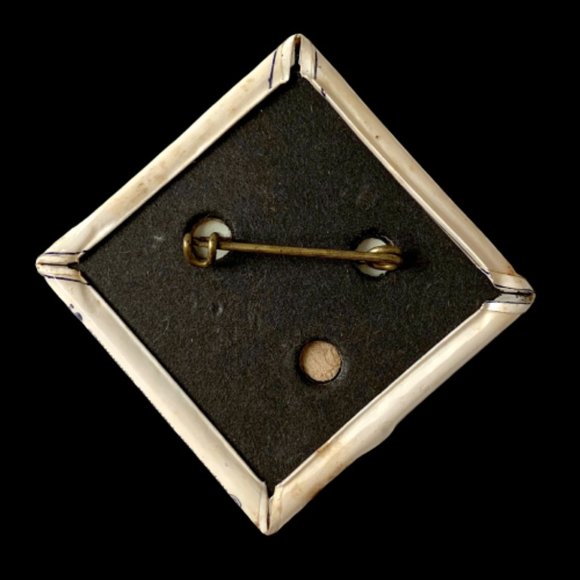 Vintage | Accessories | Vintage Rare 972 Nixon Square Campaign Button ...